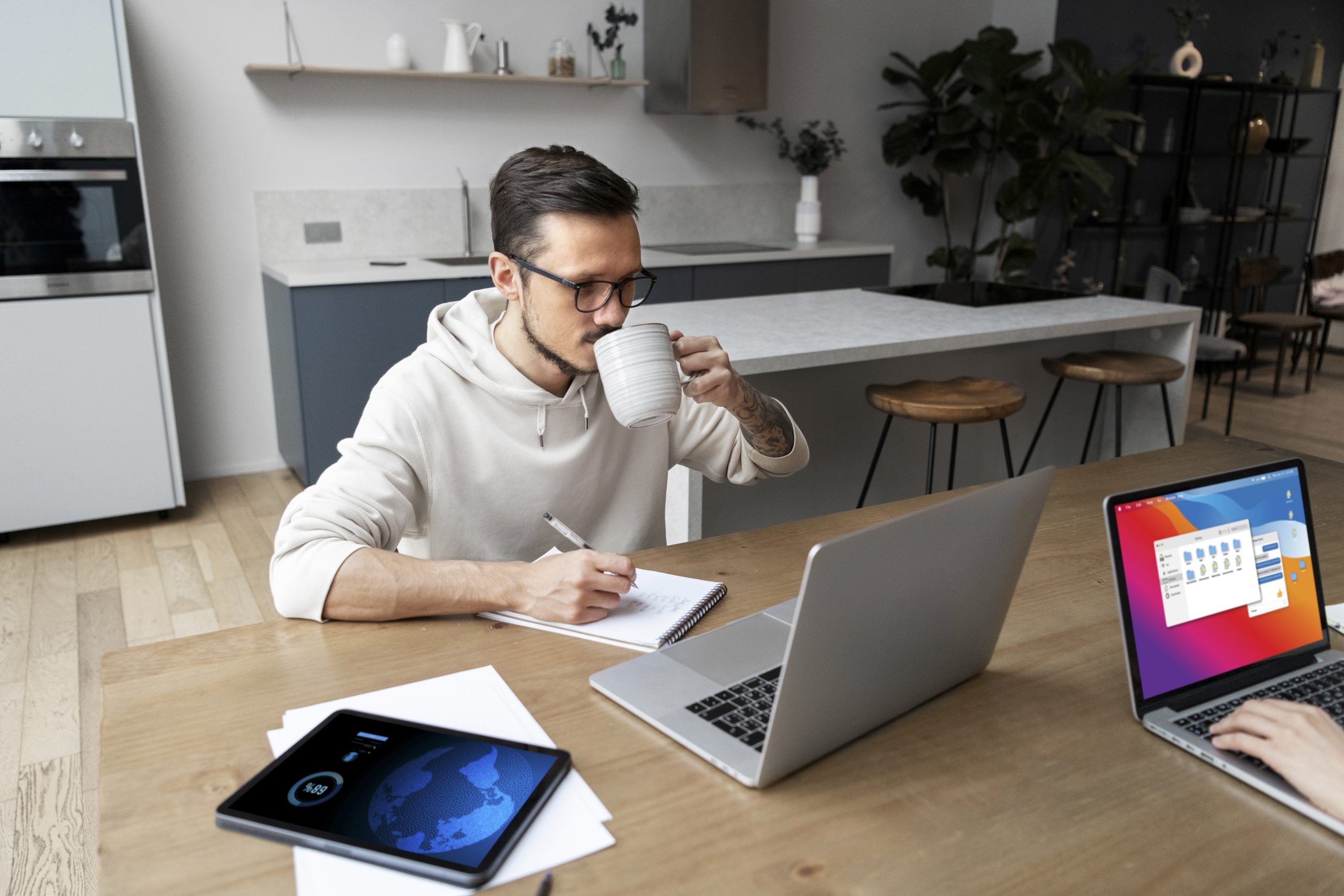 4 Ways to Work From Home and Still Be There for Your Kids — THODEX